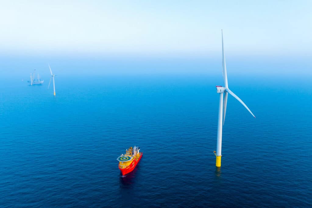 World's largest offshore wind farm produces its first power